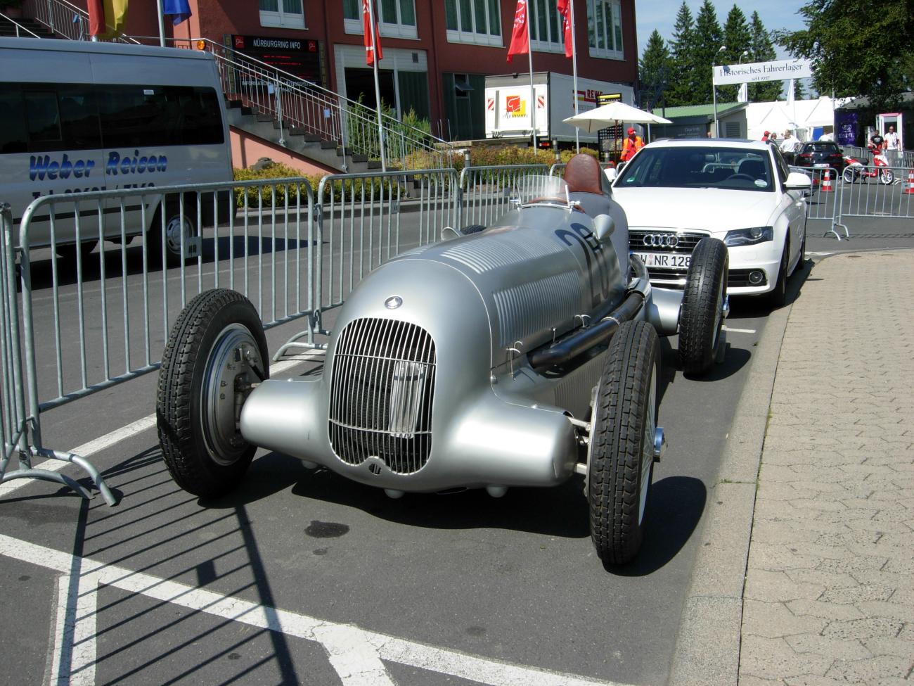 CMC M-103 _ Mercedes-Benz W25 #20 _1934 | Modèles CMC | FABRICE ...